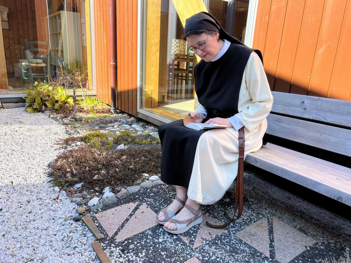 Conversation with Kristine Dingstad - Coram Fratribus